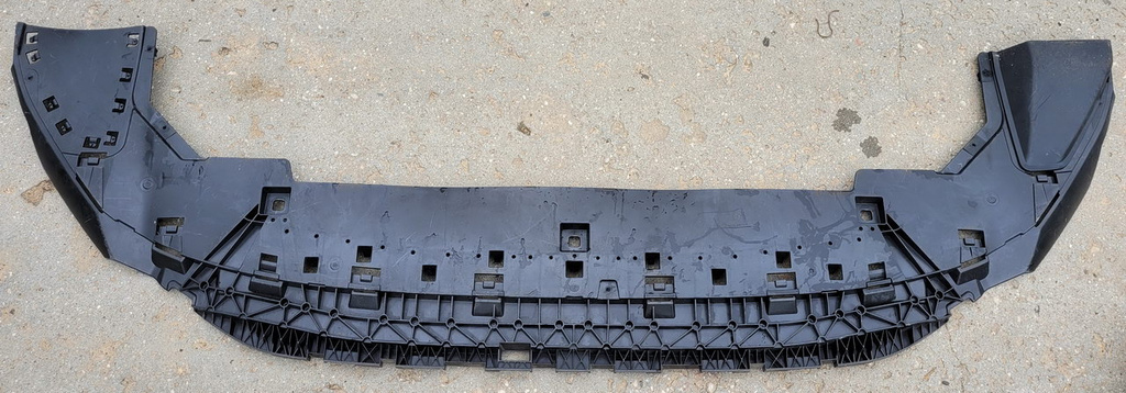 Audi A3 8Y płyta pod zderzak przód 8Y0807233 ORYGINAŁ | Audi \ A3 ...