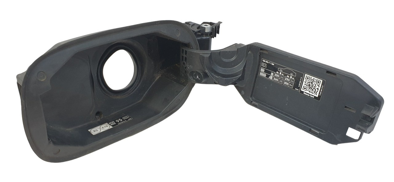 Merceds C W205 klapka wlewu paliwa A2056304404 ORYGINAŁ | Mercedes \ C ...