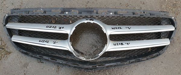 Mercedes W212 listwa chrom na grill A2128850822 | Mercedes \ E - W212 ...